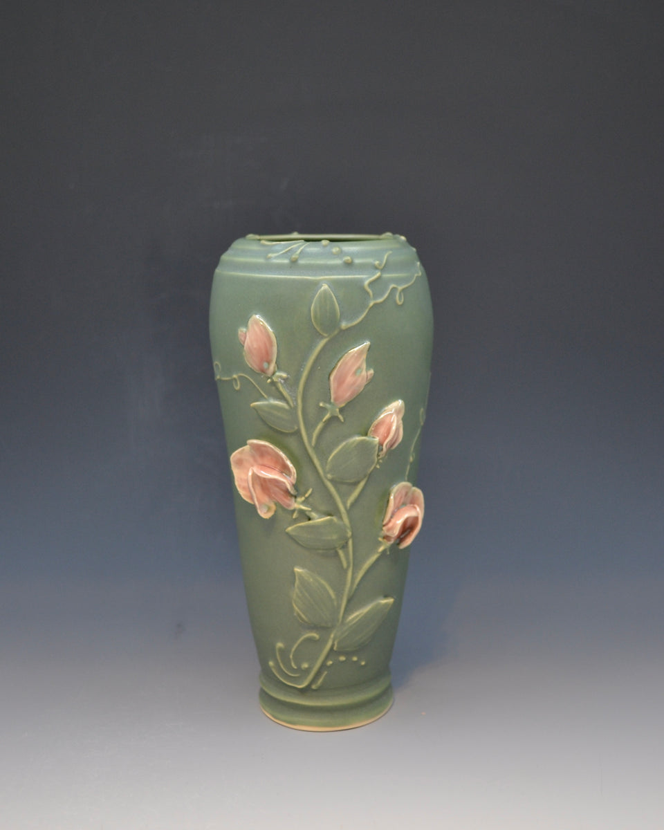 Sweet Pea Vase – Emmaeli Pottery